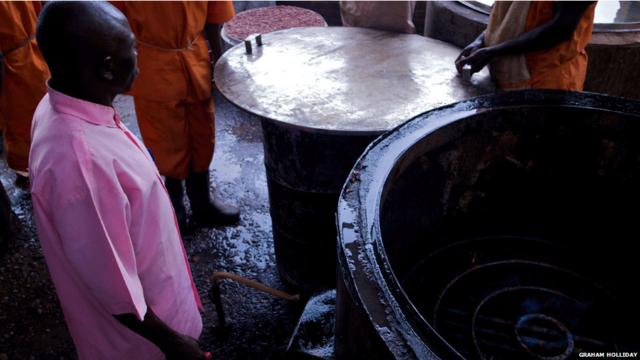 En fotos: las cárceles que funcionan a caca en Ruanda - BBC News Mundo