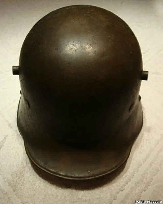 El coleccionista de cascos - BBC News Mundo