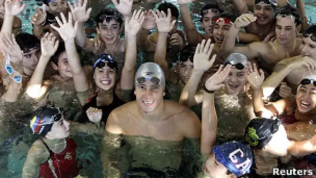 Londres 2012: el nadador olímpico que no tiene piscina - BBC News Mundo