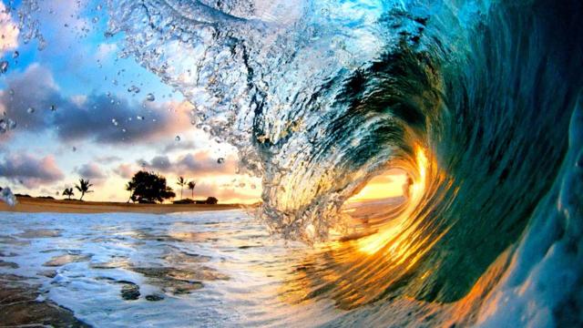 Los fotógrafos retratan "caleidoscopio de colores" de olas en Hawai ...