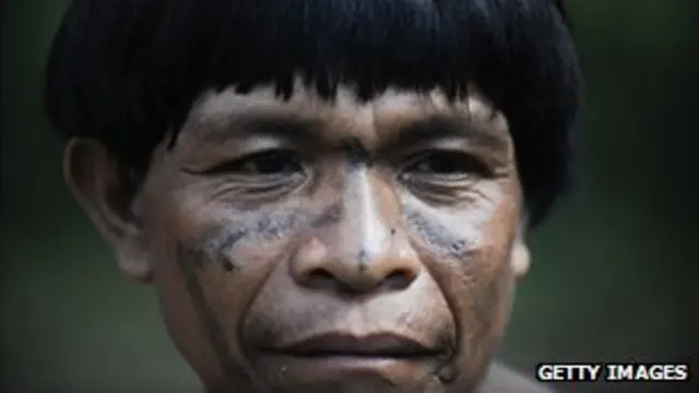 Viaje a lo profundo del Amazonas tras los pasos de una madre yanomami ...