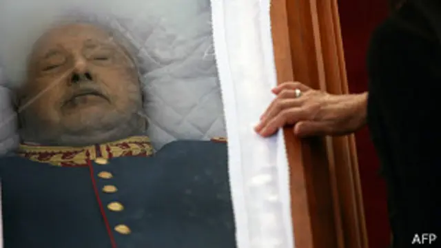 Chile: los que todavía defienden a Pinochet - BBC News Mundo