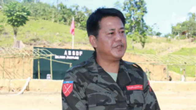 ABSDF နဲ့ ငြိမ်းချမ်းရေးဖေါ်ဆောင်ရေး အဖွဲ့တွေ့ - BBC News မြန်မာ