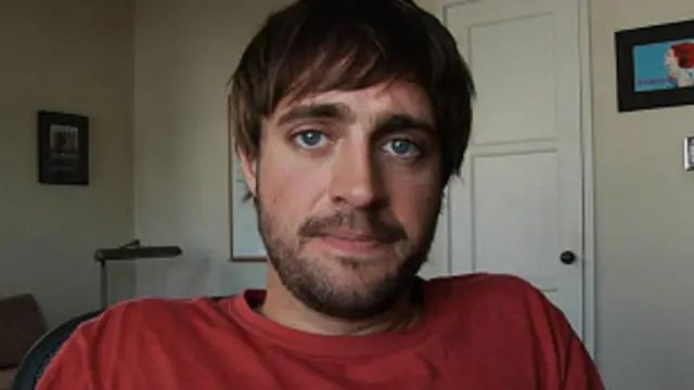 "Mi novia me dejó por tener el pene pequeño" - BBC News Mundo