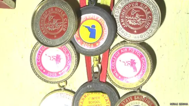 निशानेबाज़ तारा शाहदेव के पति गिरफ़्तार - BBC News हिंदी