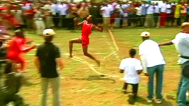 Hunting for medals - BBC News Indonesia
