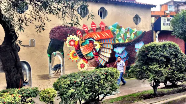 El colorido encanto del arte callejero chilango - BBC News Mundo