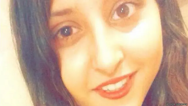 "Un parásito se está comiendo mi córnea" - BBC News Mundo