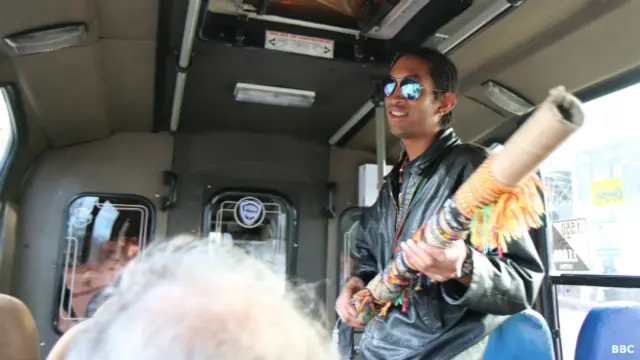 En fotos: las tradicionales busetas que Bogotá dejará de ver - BBC News ...