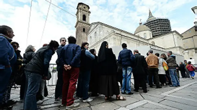 Las teorías sobre por qué el Santo Sudario de Turín tiene la imagen de ...
