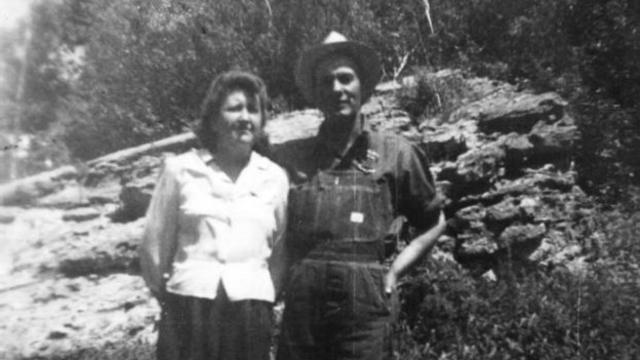 A história do frango Mike, que viveu mais de 1 ano sem cabeça - BBC ...