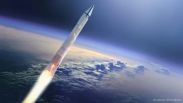 El misil nuclear de la Guerra Fría que pulverizó satélites - BBC News Mundo