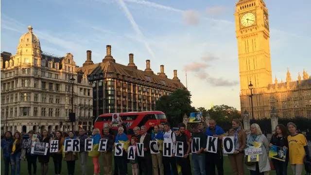 Посольство Росії в Лондоні знову пікетуватимуть через Савченко - BBC ...
