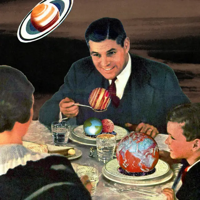 Los perturbadores collages de la artista griega Eugenia Loli - BBC News Mundo