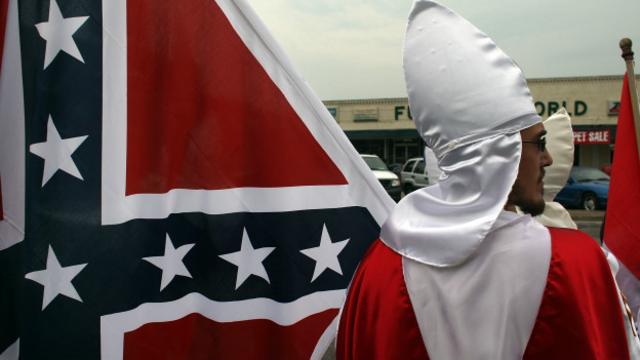 O ressurgimento da Ku Klux Klan no ano de seu 150º aniversário - BBC ...