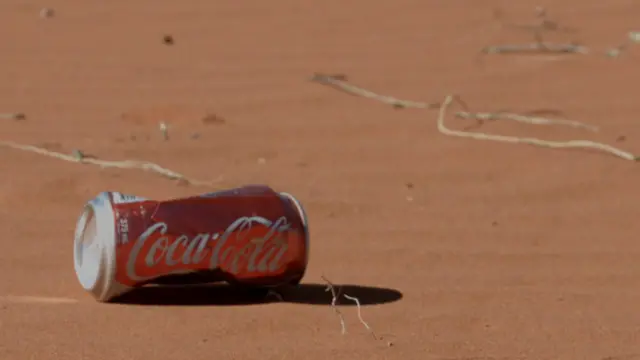 Los aborígenes de Australia que prohibieron la Coca-Cola - BBC News Mundo