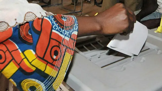 Niger : élections sous haute tension - BBC News Afrique