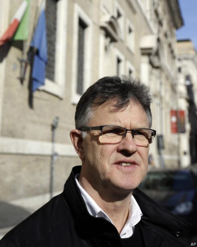 "El papa Francisco no ha hecho nada para terminar con los abusos ...