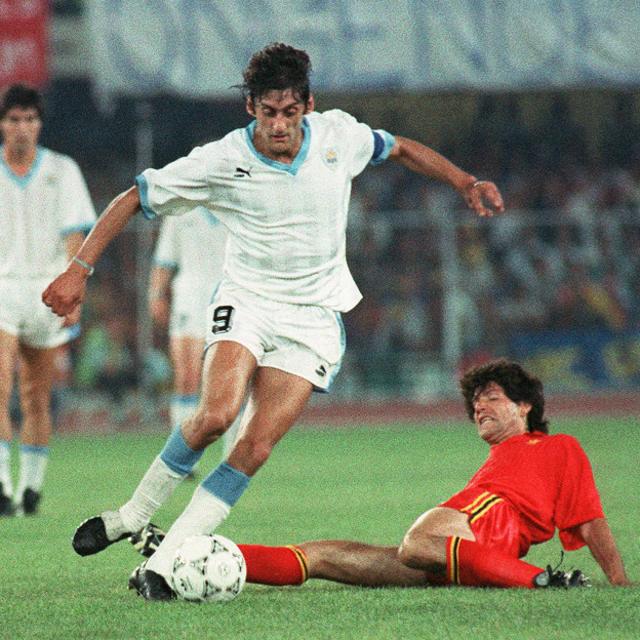 10 años de Óscar Tabárez, el Maestro que recuperó la esencia del fútbol ...