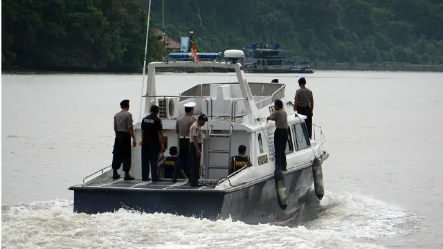 Lima terpidana mati kasus narkoba telah dipindahkan ke Nusakambangan - BBC News Indonesia