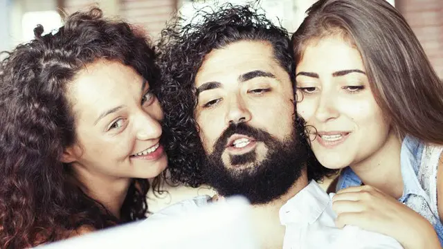 Alasan sebenarnya seseorang menumbuhkan cambang - BBC News Indonesia