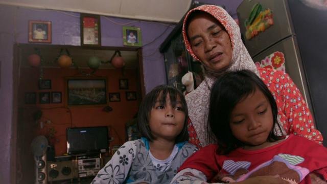 Kisah Irma Bule, penyanyi dangdut yang meninggal dunia dipatuk ular ...