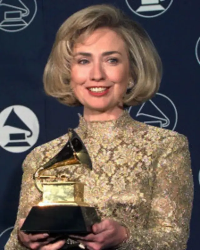 hillary clinton anos 2000