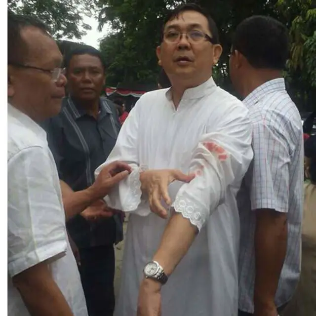 Serangan Bom Dan Pisau Di Gereja Medan Digagalkan Jemaat Bbc News