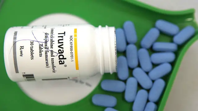 Mengapa obat pencegah HIV sulit didapat di Indonesia? - BBC News Indonesia