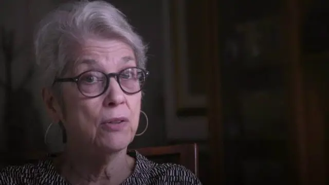 Trump dituding ‘raba dua perempuan secara tidak pantas’ - BBC News ...