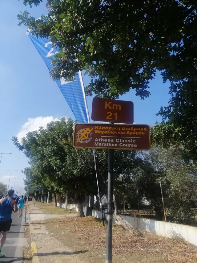 Sport i maraton u Atini: Kako sam prvi put istrčala 42 kilometra - BBC ...