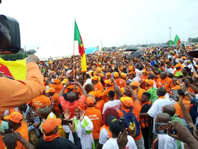 Élection présidentielle 2025 au Cameroun : Akere Muna se retire de la course au profit de Bello ...