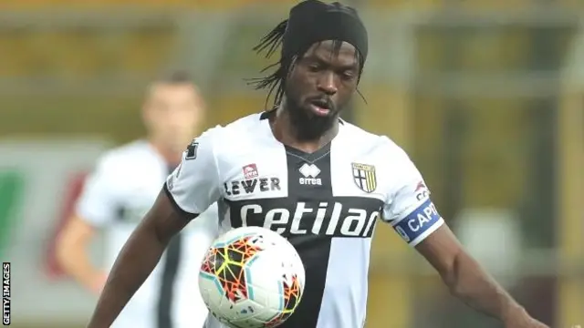 Gervinho reprend les entrainements - BBC News Afrique