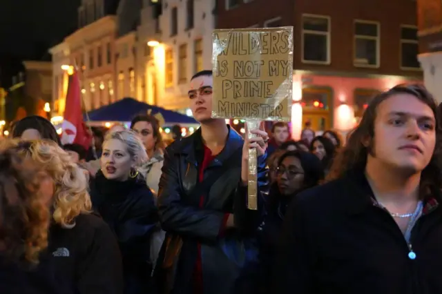 Pemilu Belanda: Sejarah keluarga Geert Wilders, politisi keturunan Indonesia yang anti-Islam ...