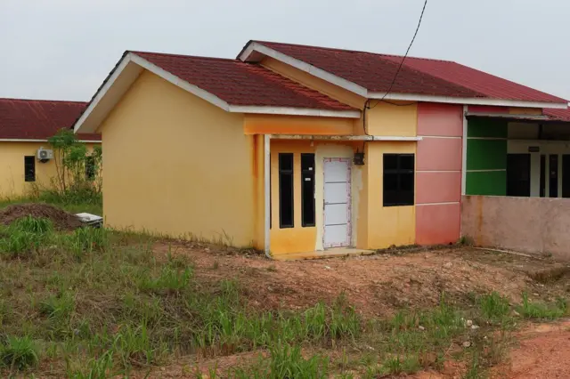 Rempang: ‘The Power of Emak-emak’ melawan relokasi - ‘Kami tak ada senjata, kami taruhan nyawa ...