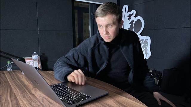 "У нас дві війни". Як в Україні борються з корупцією - BBC News Україна