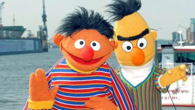 Beto y Enrique: ¿por qué se reavivó la polémica de Plaza Sésamo sobre si son una pareja gay ...