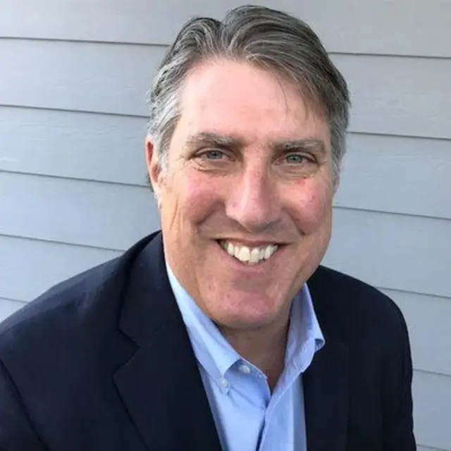 "Kamala Harris es inteligente, ética, formidable... Pero también puede ...