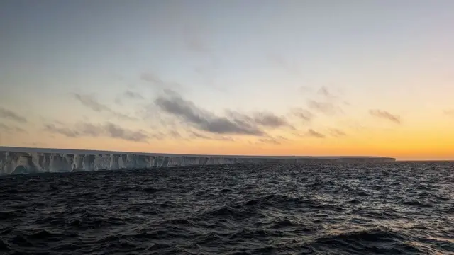 A23a: ภูเขาน้ำแข็งใหญ่ที่สุดในโลกจากขั้วโลกใต้ การเดินทางจะไปสิ้นสุดที่ ...