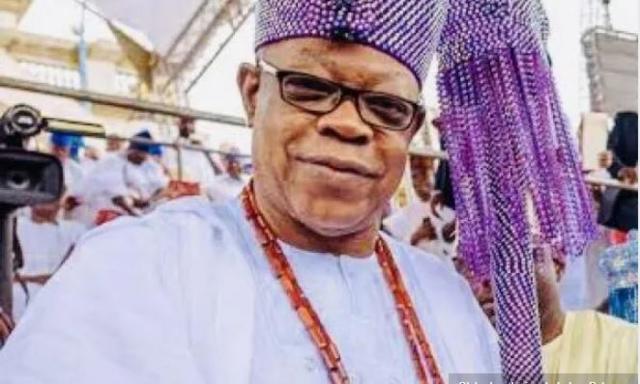 Olubadan flown abroad?: Ohun tí Ààfin sọ rèé lórí ipò àlàáfíà Olubadan - BBC News Yorùbá