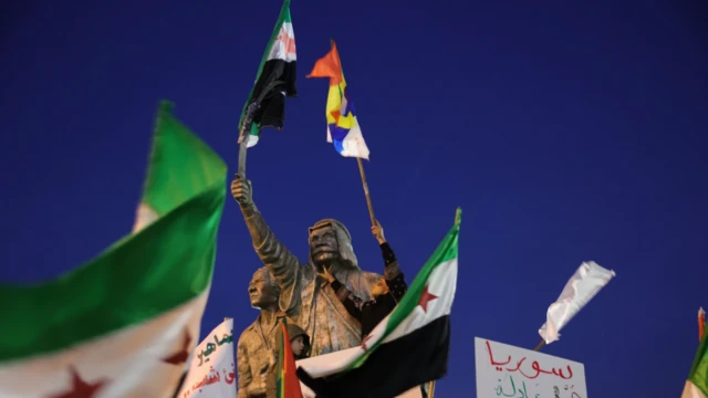 Suriah: Pemberontak HTS kuasai Damaskus, Presiden Assad dapat suaka di Rusia - BBC News Indonesia