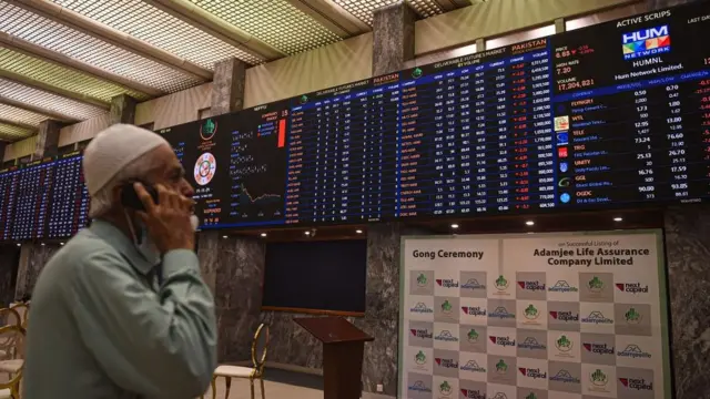 पाकिस्तान में राजनीतिक उथल पुथल से कैसे चौपट हो रही है उसकी अर्थव्यवस्था Bbc News हिंदी