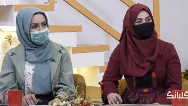 أفغانستان تحت حكم طالبان الحركة تطبق قرار فرض النقاب على مذيعات