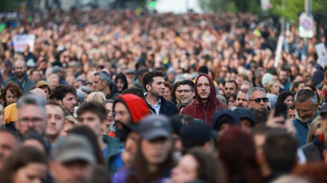 Protesti u Srbiji: U Beogradu nove demonstracije zbog nasilja u zemlji ...