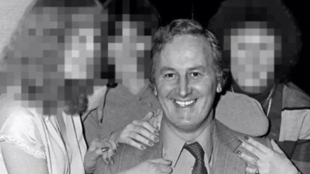 ইংলিশ ফুটবলে যৌন নিপীড়নের অভিযোগ নিয়ে তোলপাড় - BBC News বাংলা