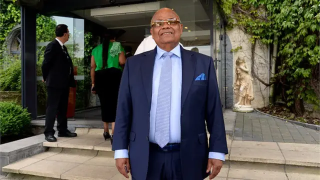 RDC : retour au bercail de Katebe Katoto - BBC News Afrique