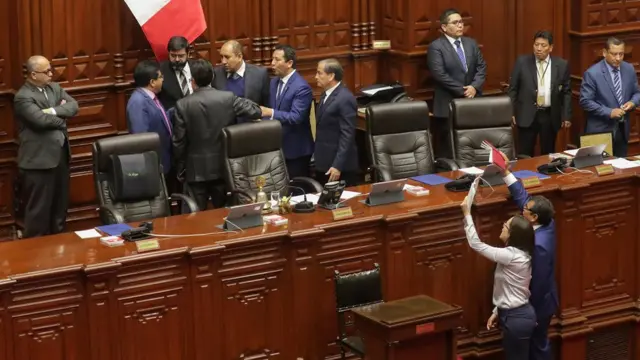 Disolución Del Congreso En Perú 4 Claves Para Entender El