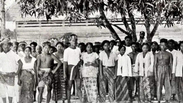 Suriname: Mengapa makanan Jawa seperti soto dan pecel sangat populer ...