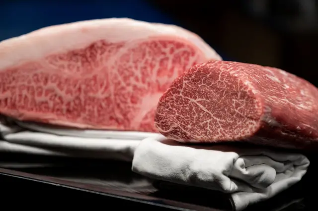 PPN 12% untuk daging wagyu sampai pendidikan premium – Apa dampak ...