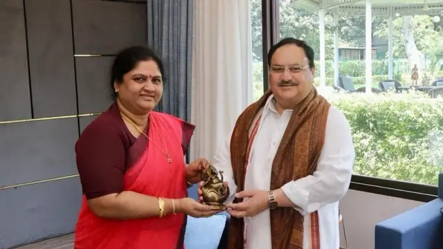 కొత్తపల్లి గీత: రూ. 42.79 కోట్ల లోన్ ఎగవేత కేసులో మాజీ ఎంపీకి, ఆమె ...